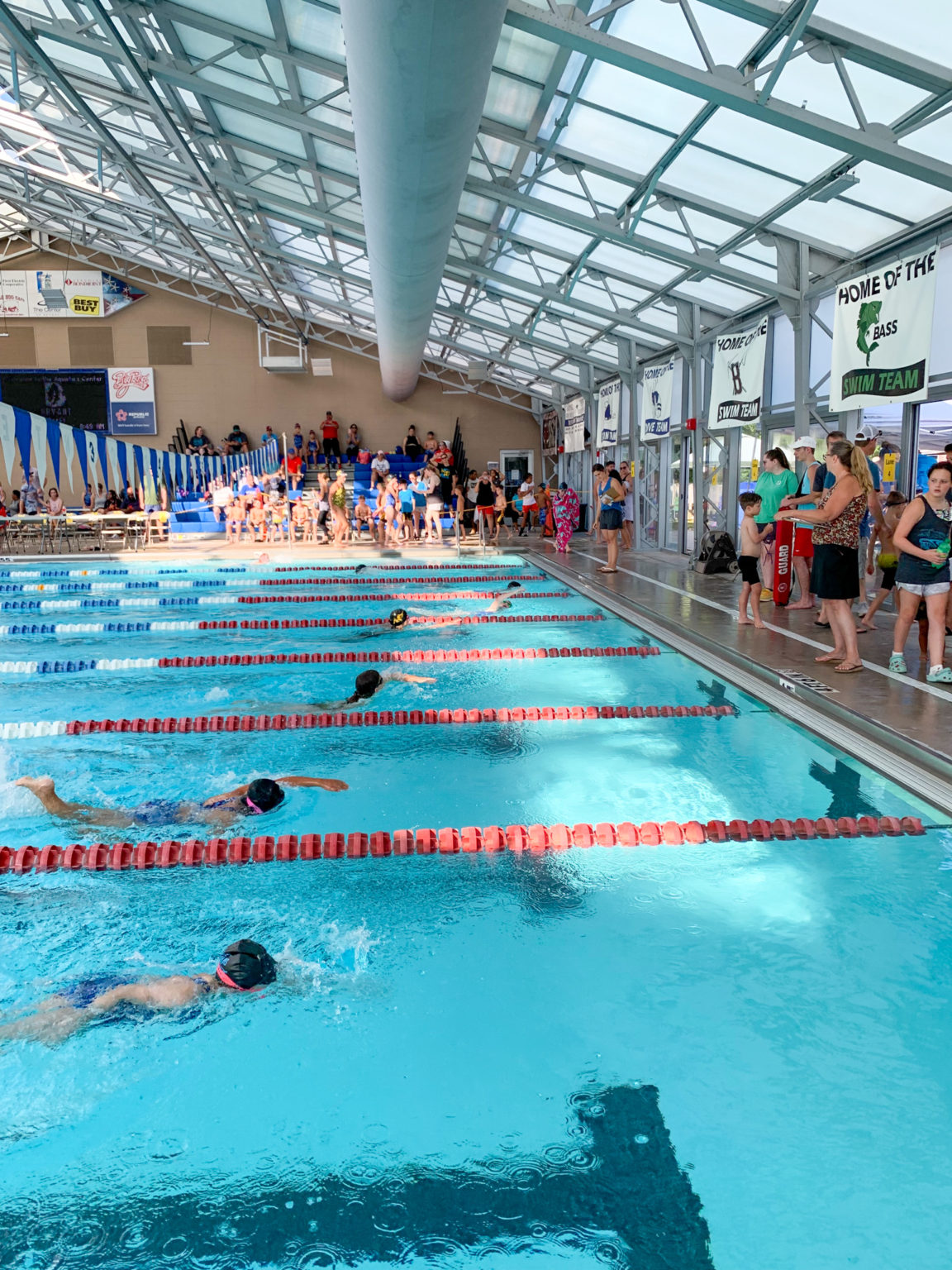 Swim Teams for Kids? Guide for Swim Team Moms