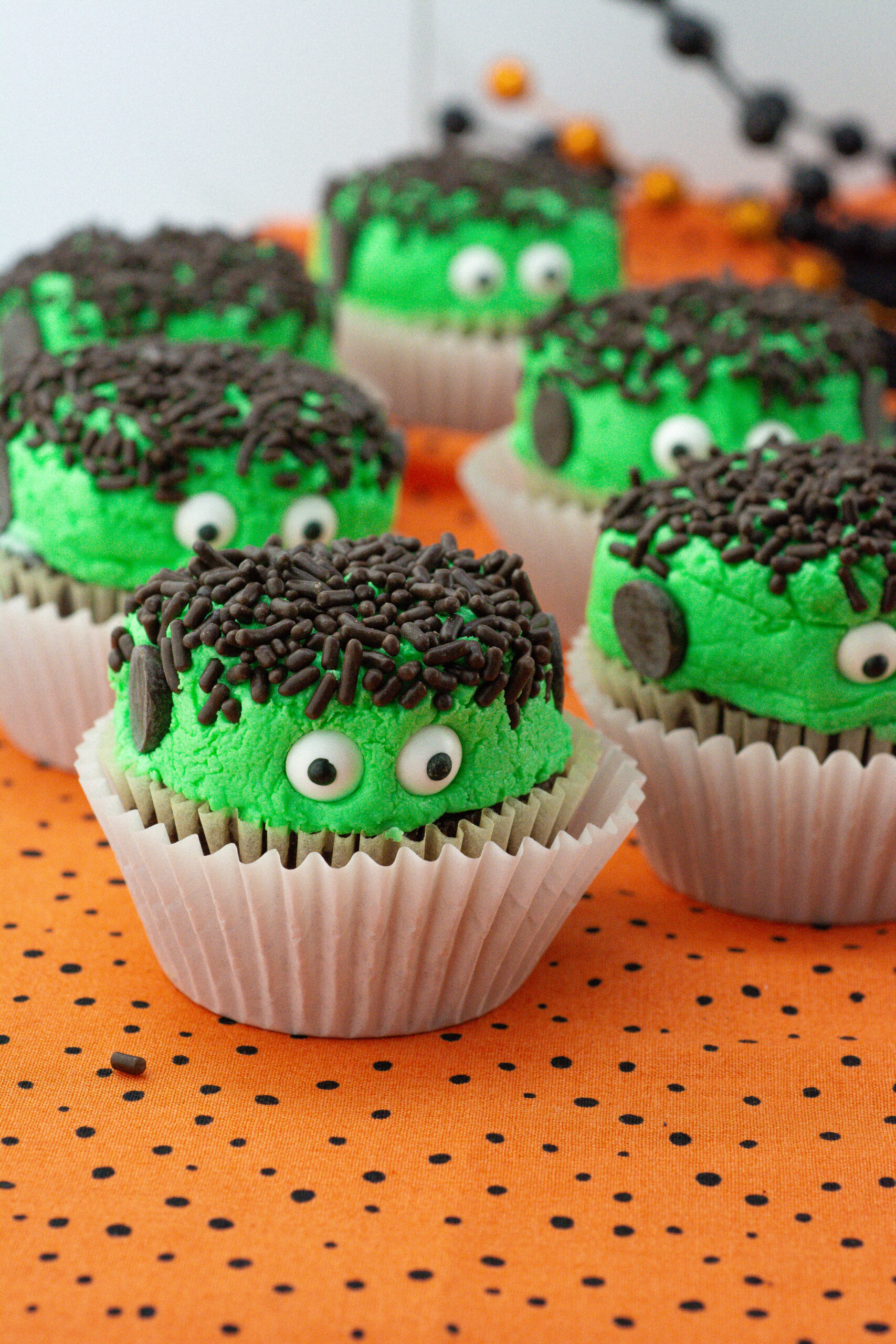 Make Frankenstein Cupcakes for an Electrifying Halloween