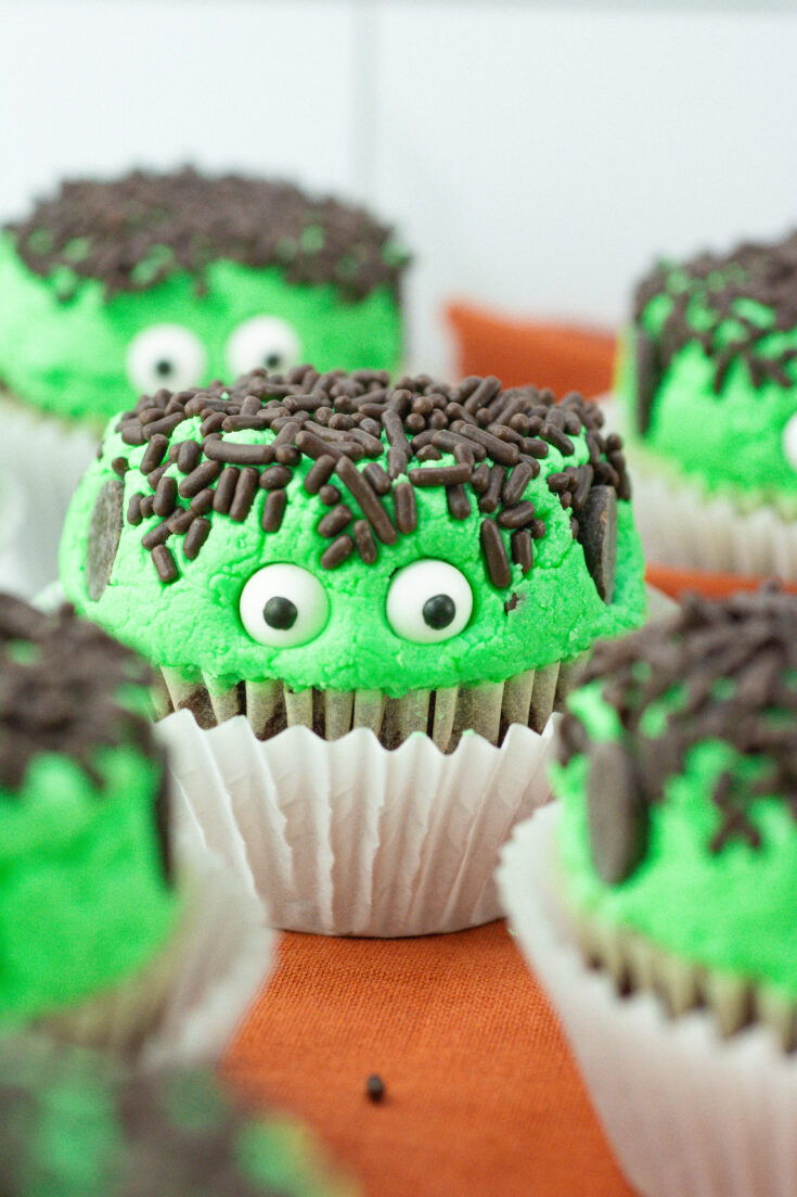 Make Frankenstein Cupcakes for an Electrifying Halloween