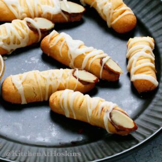 8 Creepy Halloween Fingers Recipes Beckon this Year